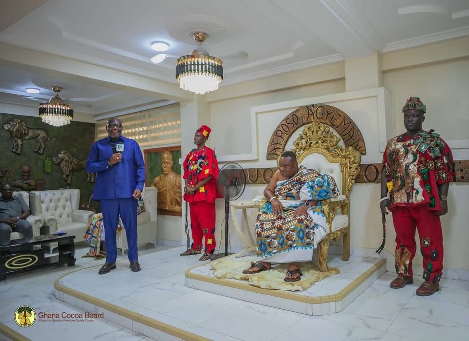 COCOBOD Strengthens Ties with Gbese Mantse to Revitalize Cocoa Industry ...