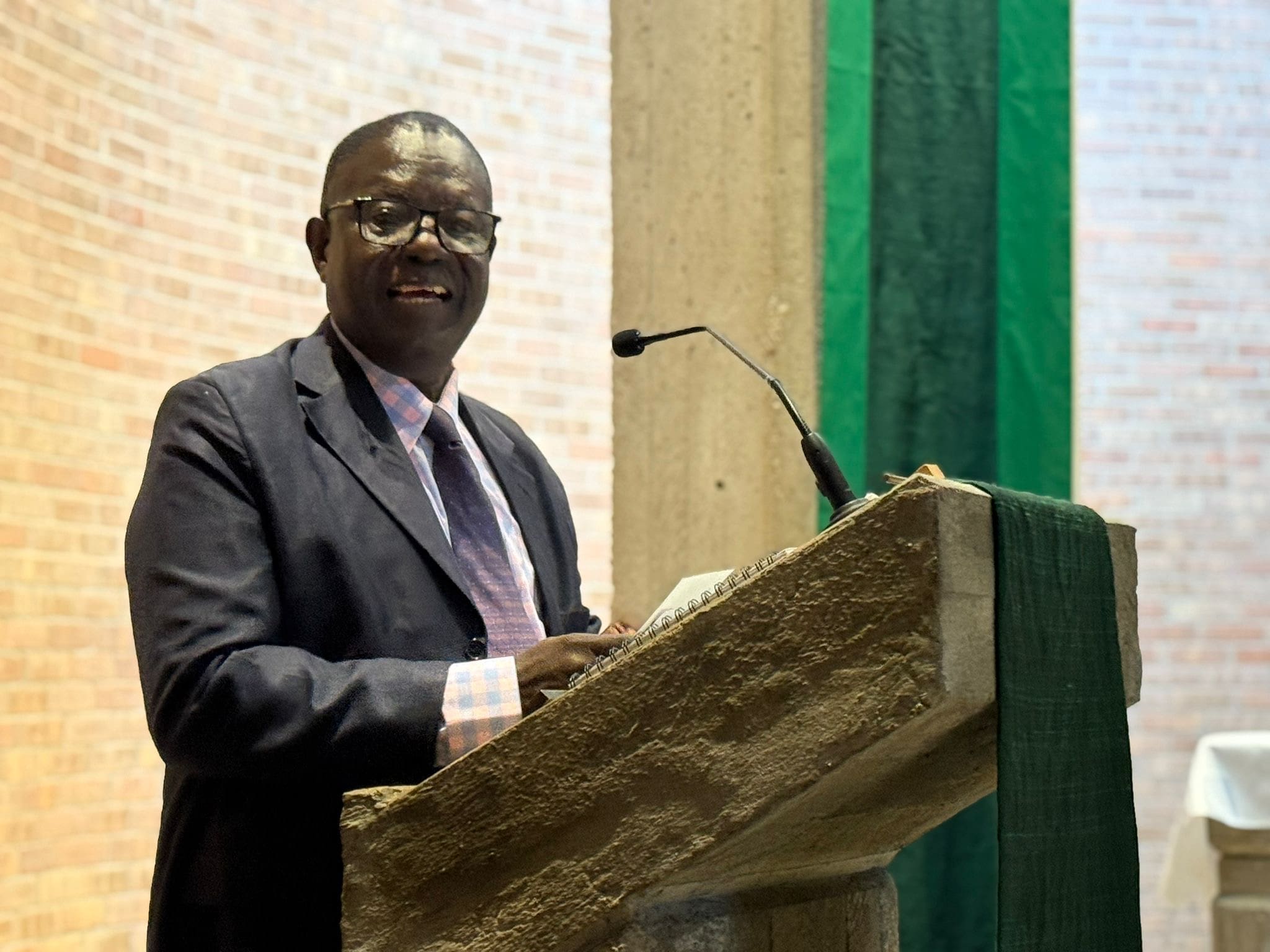 Rev. Dr. William Attah Inspires at Chicago Ghanaian Church’s August ...