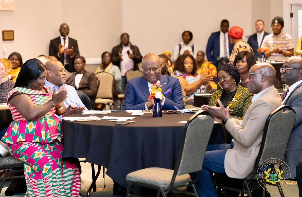 Ambassador Victor Smith Rallies Ghanaian Patriotic Spirit in Iowa: A ...